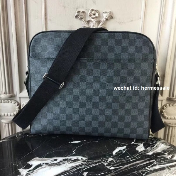 Louis Vuitton N41409 Dayton Reporter MM Damier Graphite Canvas